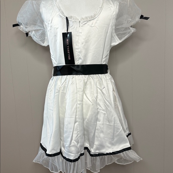 Dolls Kill | Dresses | Nwt Dolls Kill Spirit Possessed Doll Costume ...